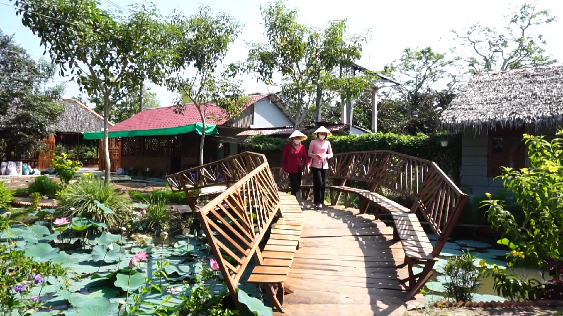 ĐIỀU CHỈNH CHÍNH SÁCH HỖ TRỢ, ĐẦU TƯ PHÁT TRIỂN DU LỊCH - Truyền Hình ...