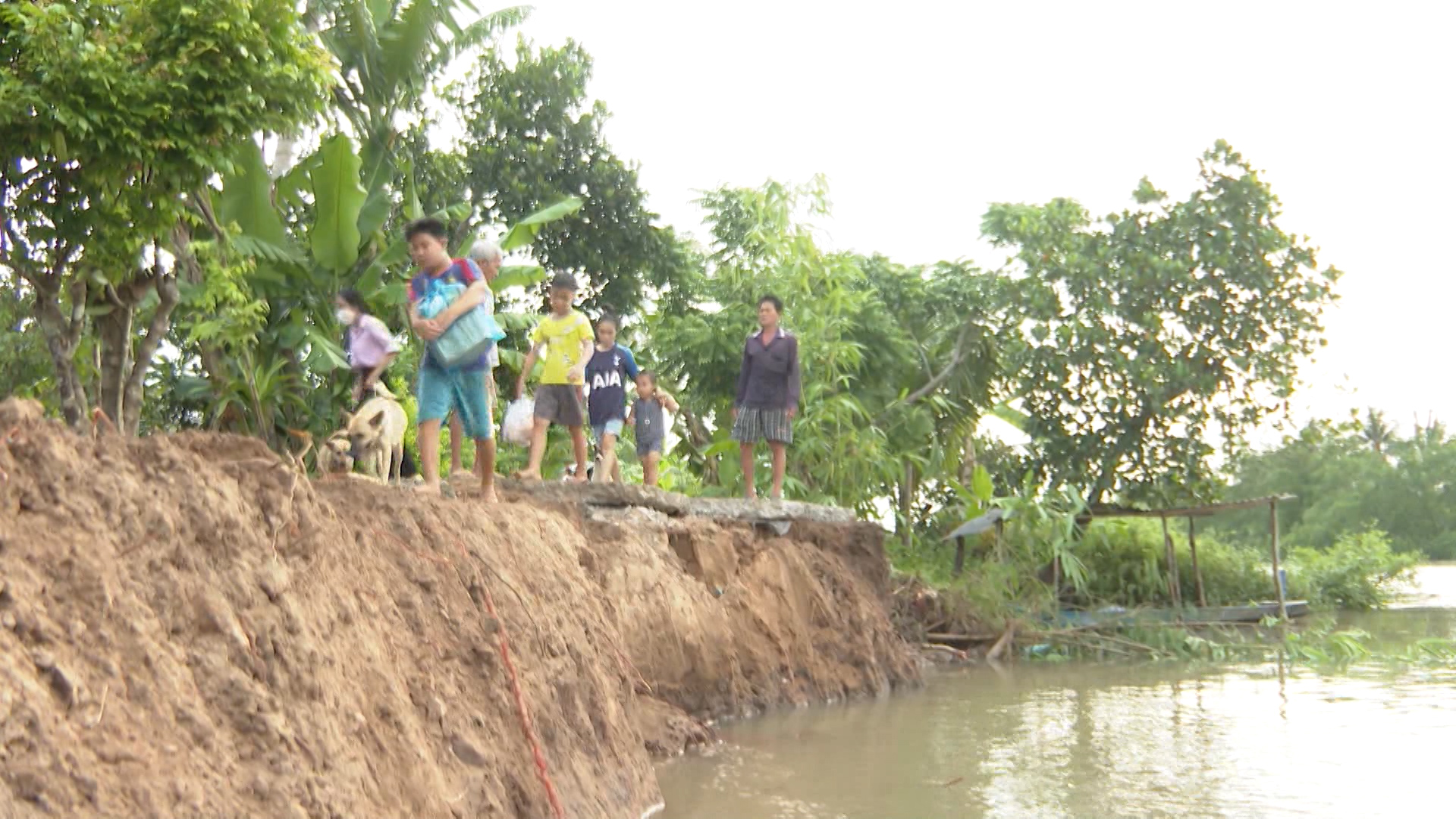 Hậu Giang hỗ trợ hộ dân bị ảnh hưởng thiên tai về vùng bố trí dân cư ...